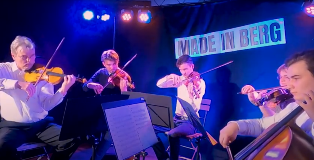 Robbie Williams holt sich Berger Musiker! - QUH