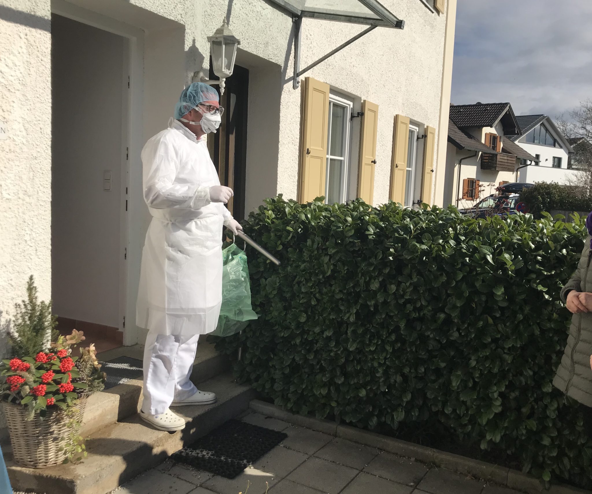 Arzt in Quarantäne: Dr. Biemer im Gespräch - QUH